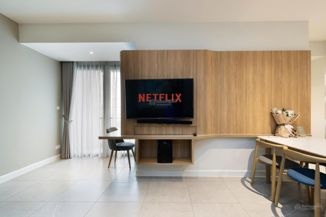 Bán căn hộ CC cao tầng B0906 - chung cư Zenity Q1 TP HCM - tầng 9 view đẹp