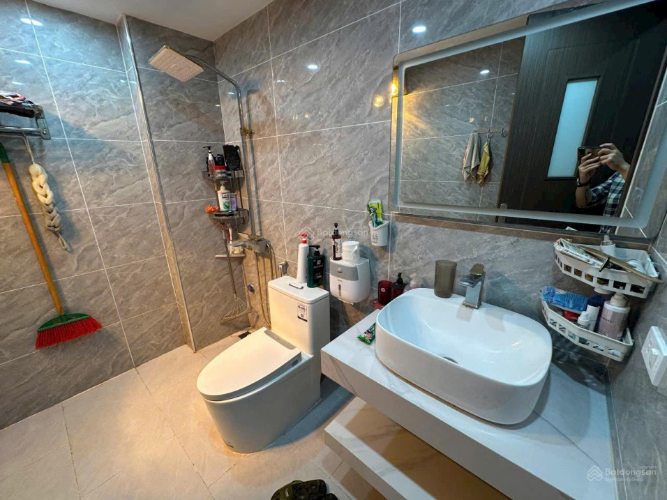 Bán liền kề Vinadic Phú Diễn, hoàn thiện thiện đẹp full nội thất