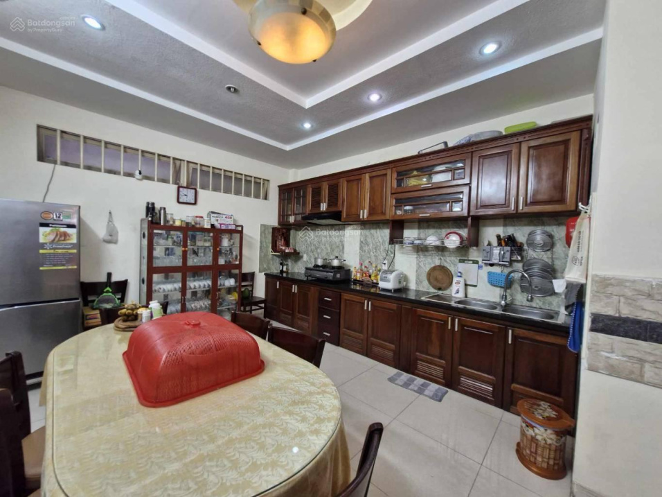 Bán nhà HXH sau đại học Ngân Hàng, Linh Chiểu, Thủ Đức, gara oto, 84m2, 4PN, 4WC, 7.6 tỷ