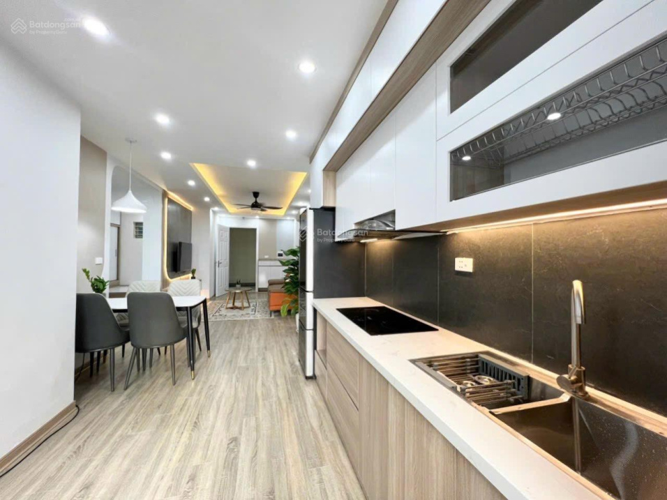 Chính Chủ cần bán gấp căn 67m2 HH4 Linh Đàm tầng 14 ban công view thoáng, nhỉnh 2 tỷ tặng nội thất