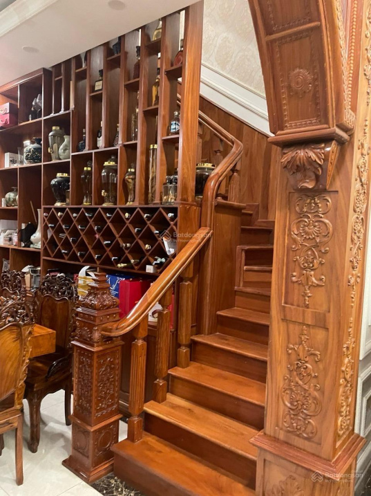 Gấp. Bán biệt thự giá tốt. P Tân Phong, Q7. 160 m2, 4 tầng. Khu vip gần ...