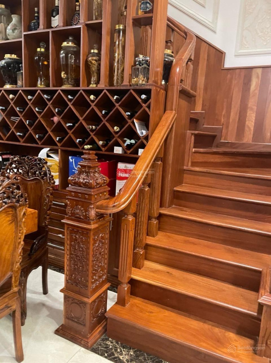 Gấp. Bán biệt thự giá tốt. P Tân Phong, Q7. 160 m2, 4 tầng. Khu vip gần ...