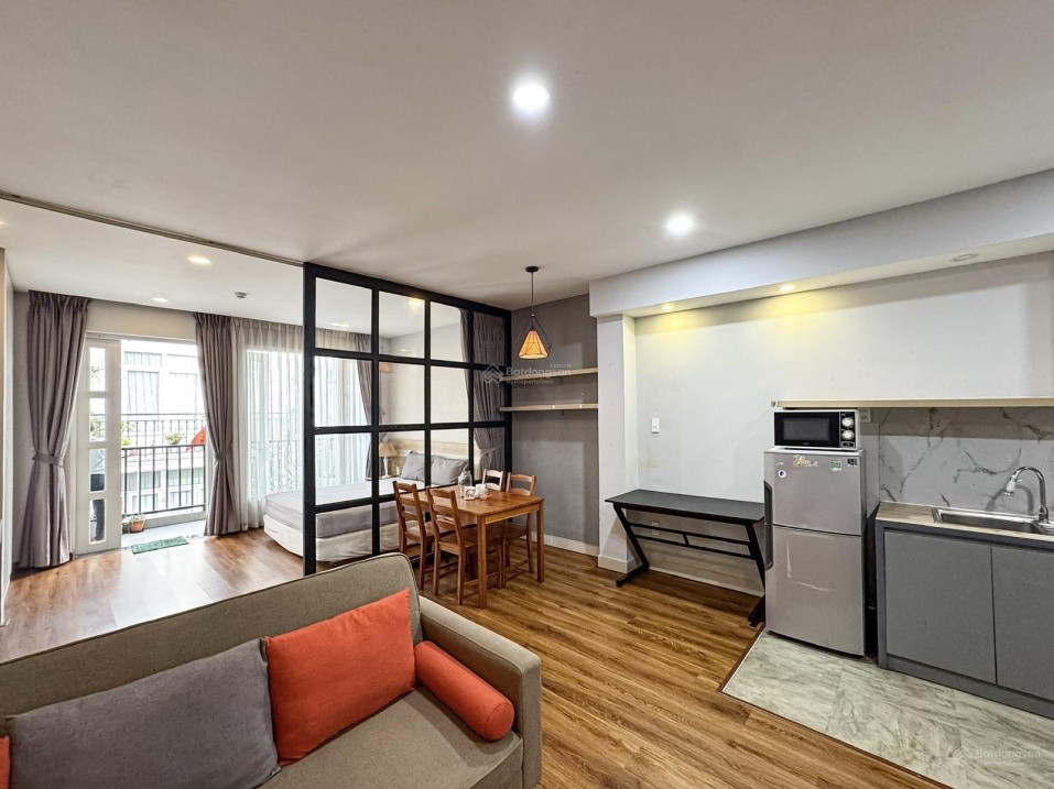 Căn hộ 1PN bancol 60m2 Nguyễn Bỉnh Khiêm Q1 ngay MC Donald