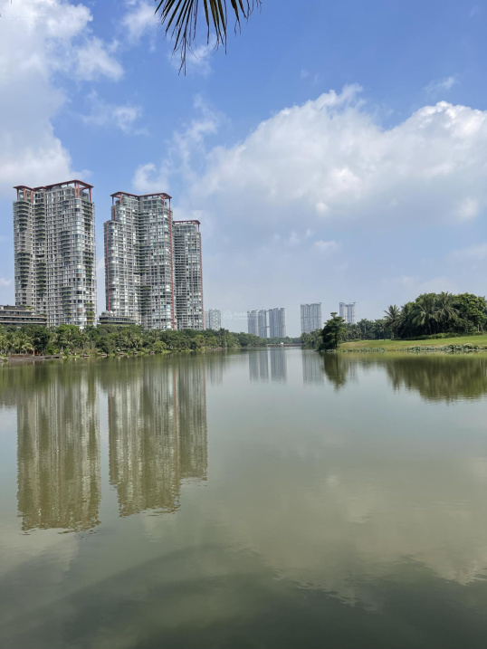 Cần bán căn góc 2 ngủ Skyforest 75m thông thuỷ hướng Đông Nam giá 4.x tỷ bao phí Lh 0961 694