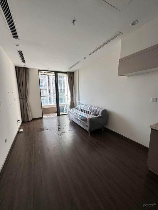 Cần cho thuê gấp ở luôn căn 2N2W S2 Symphony 12triệu không đồ tầng 5A ...