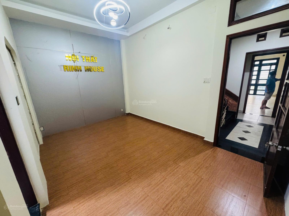 Nhà cho thuê thuê khu Cao Lỗ P4 Quận 8. Diện tích: 5x15m. 3 lầu 5PN ...