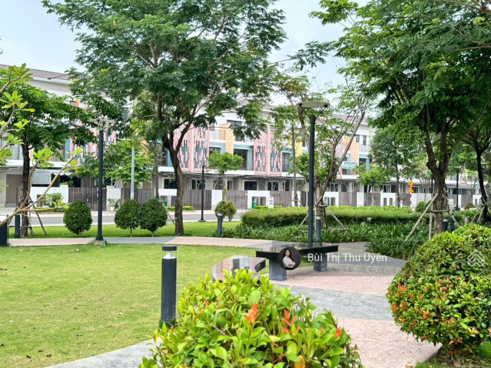 Cơ hội vàng: Liền kề 3 tầng 100m² chỉ 3,2 TỶ, cách TP Mới 15 phút