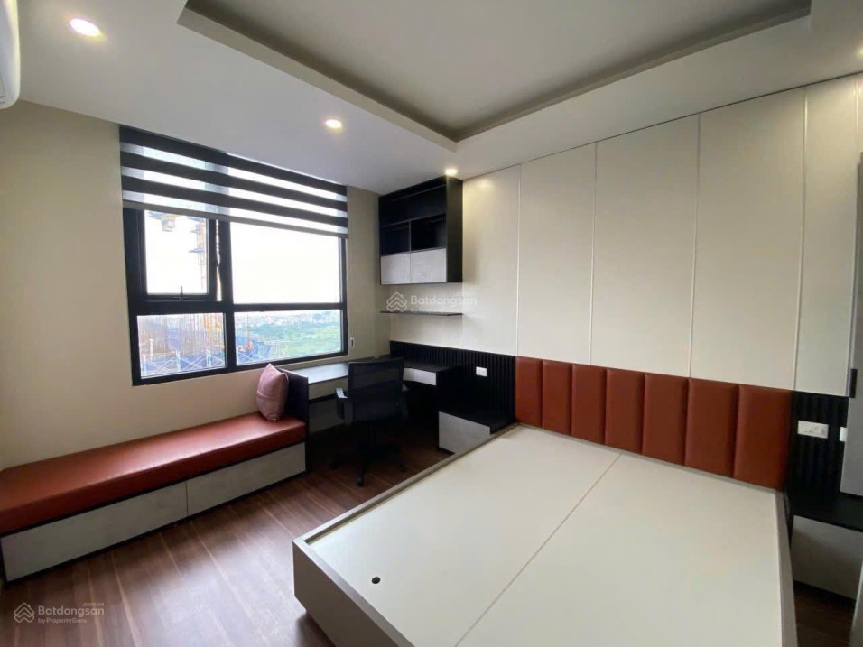 Cho thuê gấp căn hộ chung cư 4PN full đồ bên Ngoại Giao Đoàn toà NO1T1