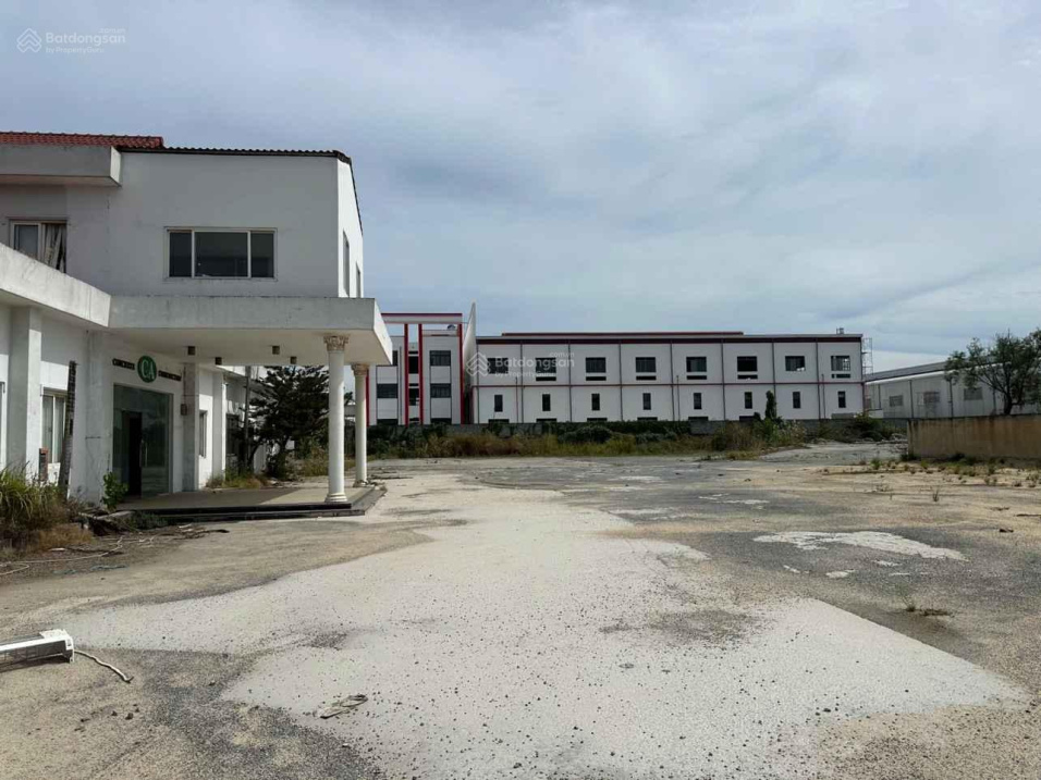 Bán kho, nhà xưởng tại lô O, N7 - N5, KCN Nam Tân Uyên, giá 90 tỷ, 13000m2, nhiều tiện ích