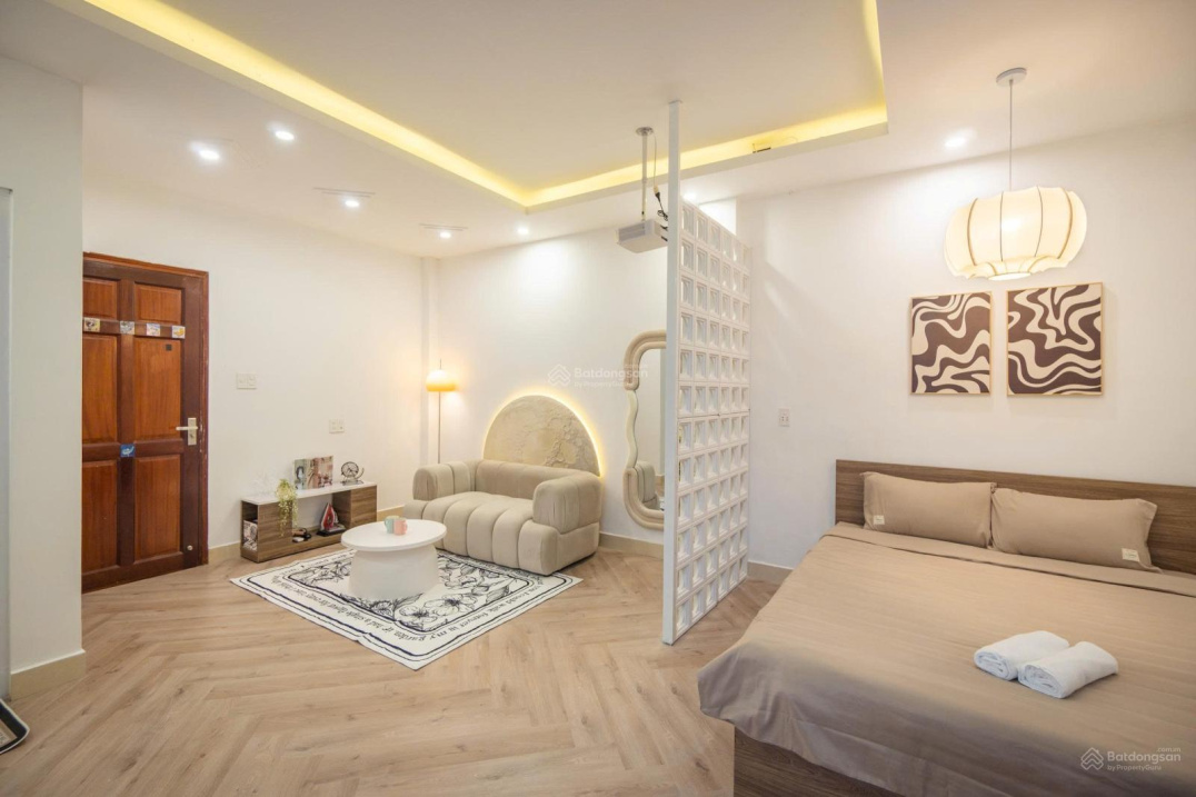 Căn hộ studio 40m2 - gần ngã tư hàng Xanh - cửa sổ lớn, view thành phố ...