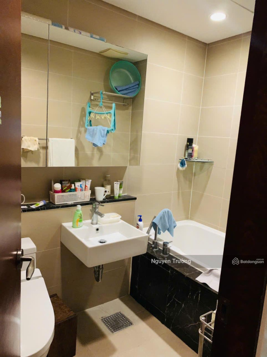 Nhà mình bán căn hộ 126m2, 3PN, nhà vuông vắn, chung cư Keangnam. Giá ...