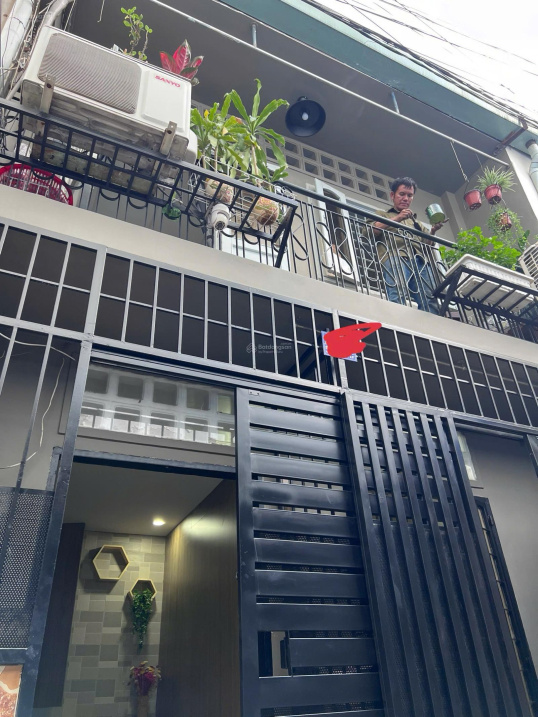 Nhà nguyên căn giá tốt, sát bên Phan Đăng Lưu, full NT, MGR, chỉ tính điện nước