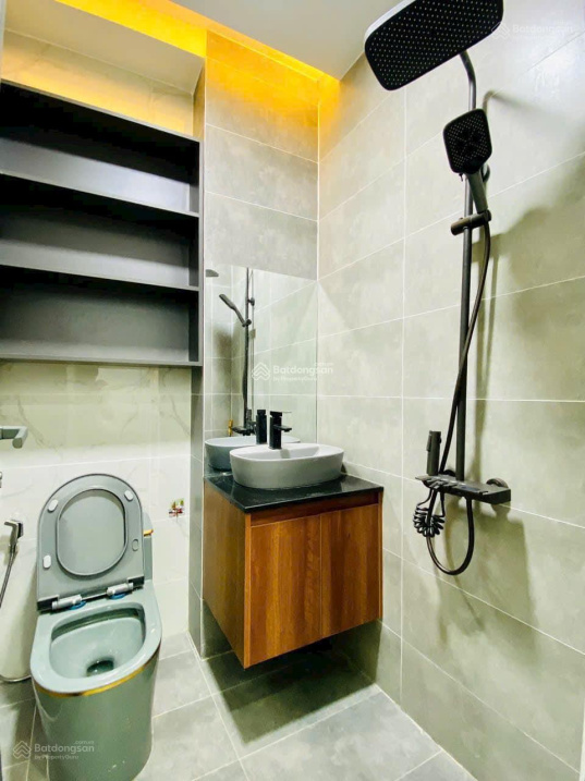 Chính chủ kẹt tiền cần bán nhà 2 tỷ 280 Bùi Thị Xuân Tân Bình, gần chợ ...