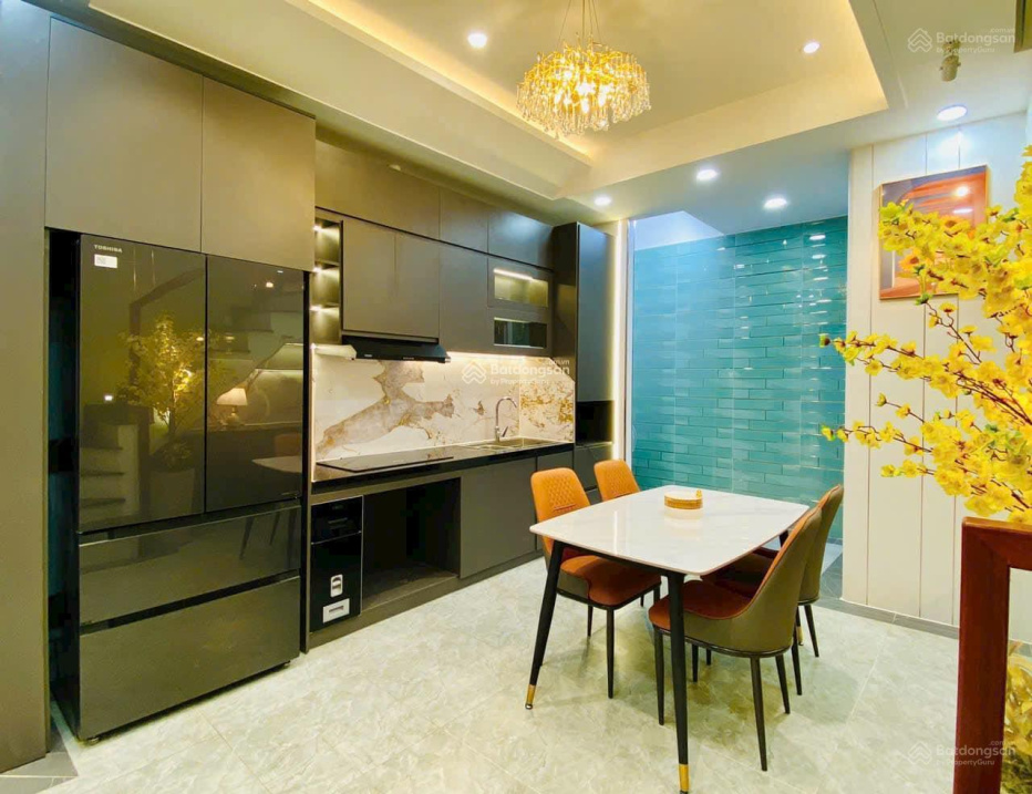 Chính chủ kẹt tiền cần bán nhà 2 tỷ 280 Bùi Thị Xuân Tân Bình, gần chợ ...