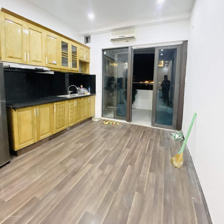 Bán chung cư Ngọc Thuỵ, Học Viện Hậu Cần. DT 84m2, tầng đẹp, giá 4.79 tỷ