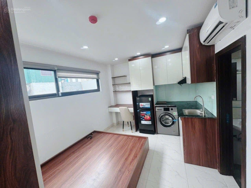 Toà căn hộ dòng tiền chỉ 10 tỷ phố Chùa Bộc. 53m2x7T. 10p kk, dòng tiền 50tr/tháng. Ngõ nông thoáng