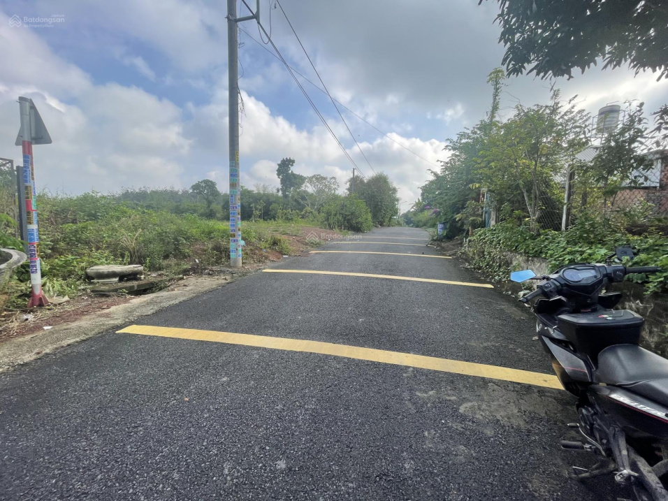 Đất Thới Hoà gần đại học Việt Đức nhánh Ql13 vào 1km, DT 11 x 78 TC ...