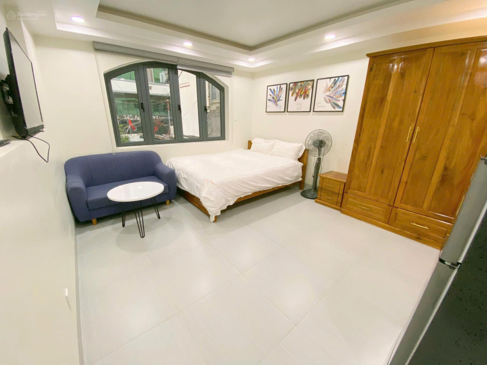 Cho thuê căn hộ Studio Cửa sổ thoáng Q1 gần cầu Ông Lãnh, Nowzone, công ...