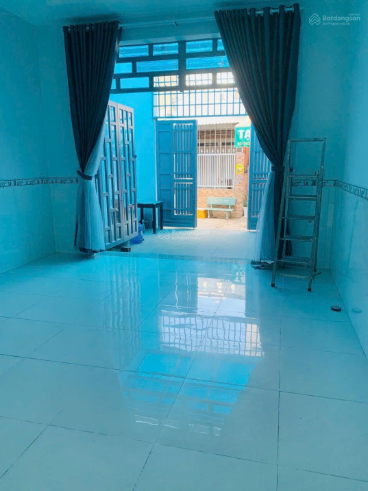 Bán nhà cấp 4 có lửng 4,5m x 19m. Hẻm xe tải thông 50m ra Phan Văn Hớn ...