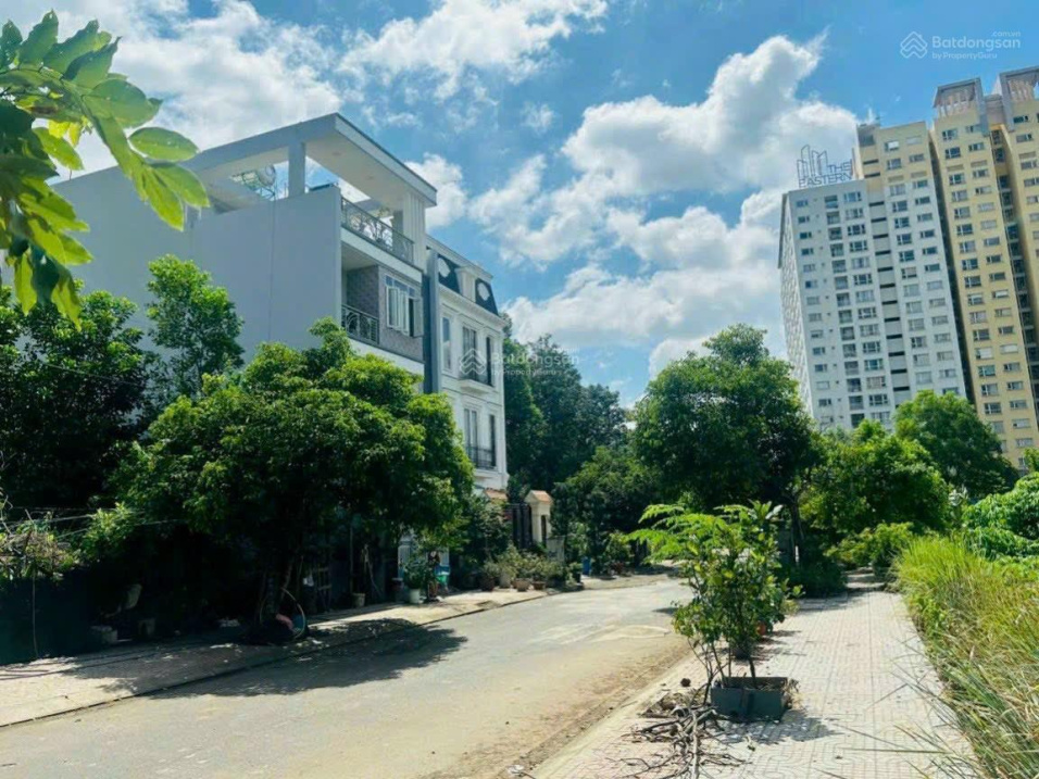 Bán lô đất đẹp dự án Sở Văn Hóa Thông Tin, Phường Long Trường Tp. Hồ ...