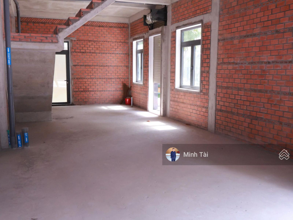 Bán nhà phố 241m. Giá 7.809 tỷ, kết cấu 1 trệt 3 lầu. Ngay khu làng đại ...