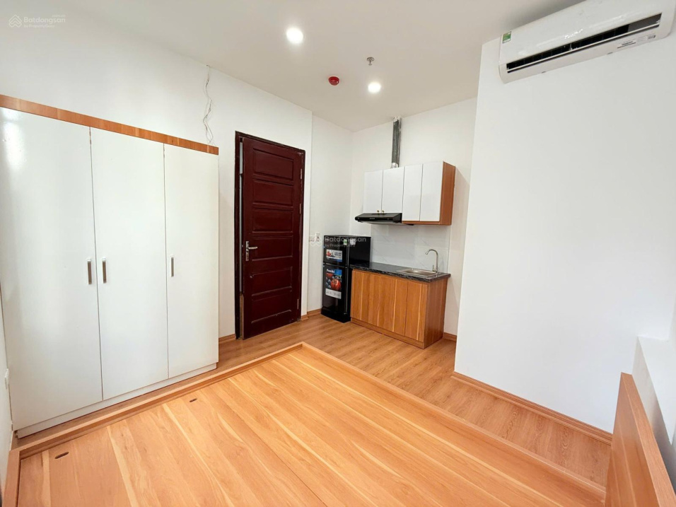 BÁN TÒA NHÀ 18 PHÒNG CHO THUÊ Ở HOÀNG MAI , DÒNG TIỀN 80TR/THÁNG , 16,8 TỶ