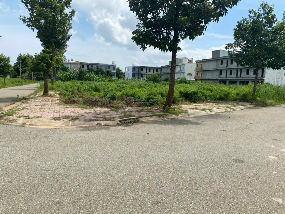 Chính chủ bán 100m2 đất thổ cư trung tâm Bà Rịa ngay QL56 cao tốc Biên ...