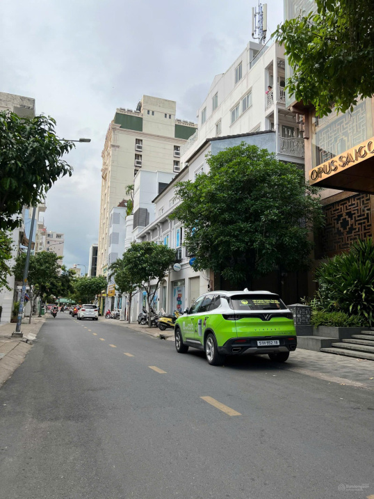 Bán gấp biệt thự đường Phan Kế Bính, P. Đa Kao, Quận 1. DT: 9.5x20m, 2 ...