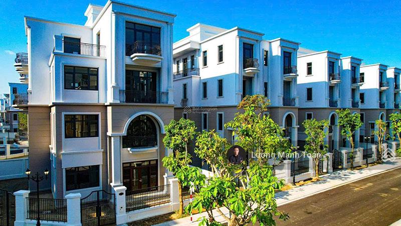 Song lập mặt tiền rộng 7m gần hồ Vịnh Xanh, cảnh quan đẹp, không khí ...