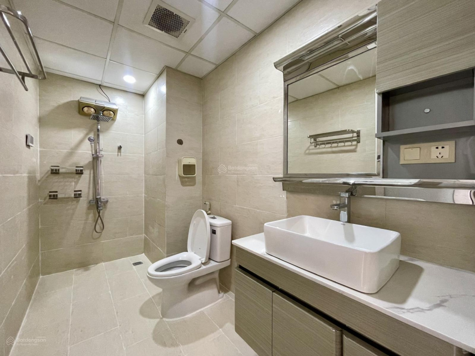 Chủ nhà thiện chí bán nhanh căn góc toà MHDI Hoàng Quốc Việt, tầng ...