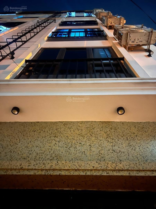 Sát phố Trương Định nhà đẹp dân xây chủ bán kín ngõ thông tư tung kinh ...