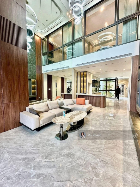 BÁN NHÀ HÀM CÁ MẬP DUBAI Ở NGÔ GIA TỰ, LING BIÊN, LÔ GÓC, FULL NỘI THẤT ...