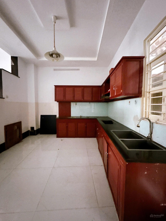 Nhà 76m2 4 Tầng BTCT Khu Vip 211 Hoàng Hoa Thám, P5, Phú Nhuận, DT 4 ...