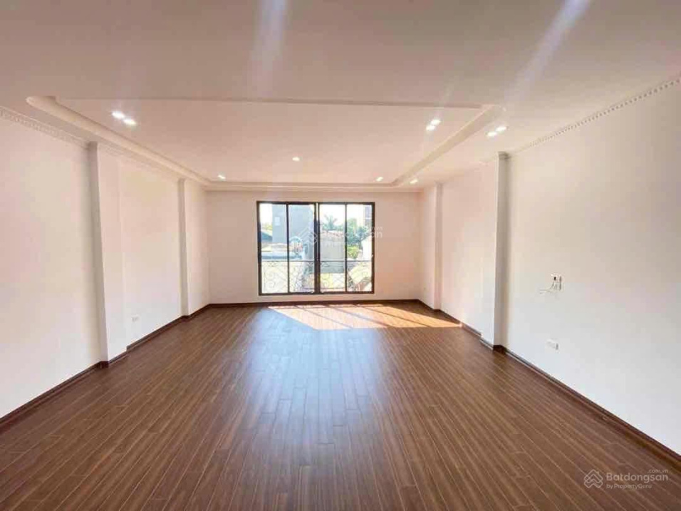 Cho thuê nhà Tân Mai - Hoàng Mai | 50m² - 8 Tầng | Thang máy | Đường ...