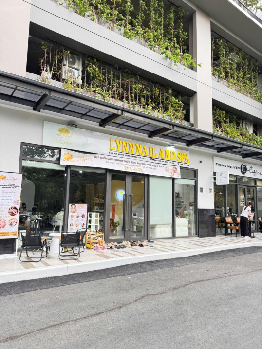 * The Privia : cho thuê 02PN 9.5tr/th view hồ bơi