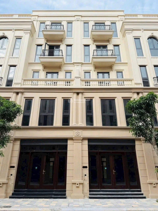 Chính chủ cần bán gấp LK 62.5m2 giá tốt nhất Vinhomes Cổ Loa chỉ hơn 18 tỷ