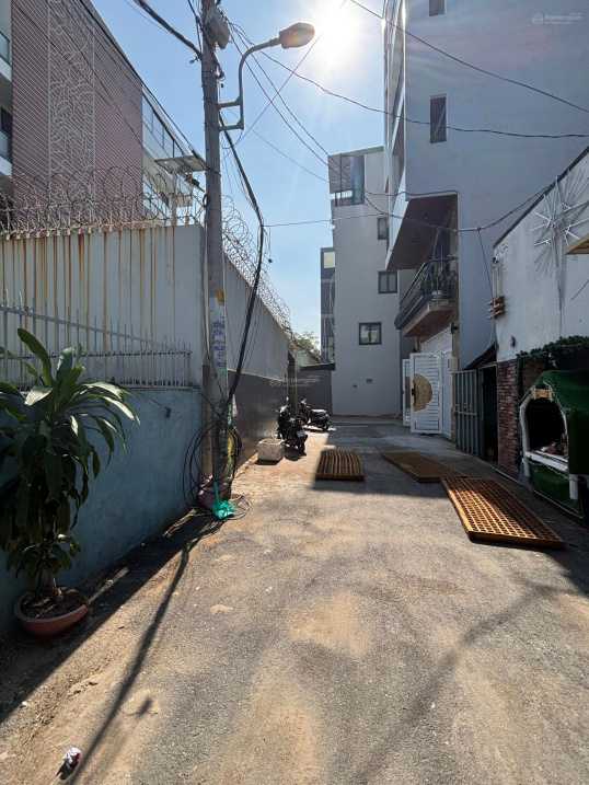 ĐẤT 2 MẶT TIỀN TRƯỚC SAU HXH DƯƠNG QUẢNG HÀM GPXD HẦM + 6 TẦNG