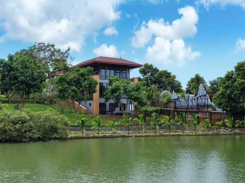 Bán đất kinh doanh, vew hồ tuyệt đẹp tại đại học quốc gia hà nội