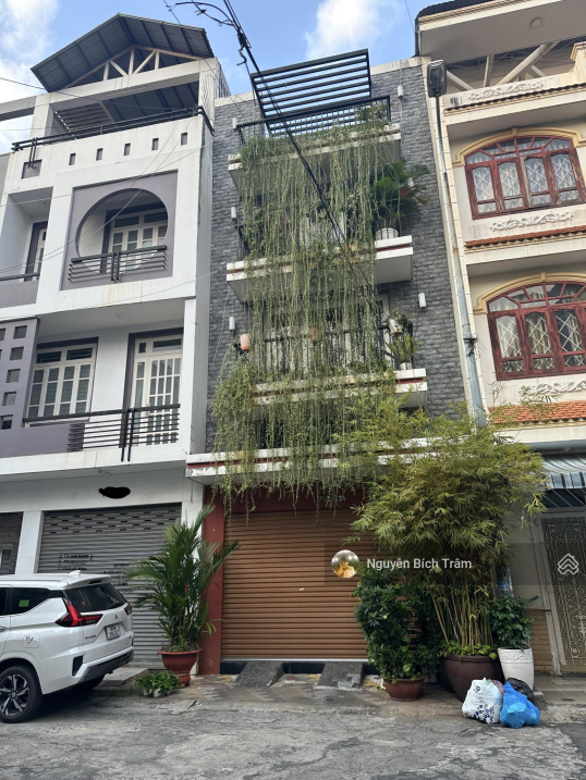 DUY NHẤT 1 CĂN! Mặt phố Nguyễn Trọng Tuyển - KD sầm uất - 35m2 CN đủ ...