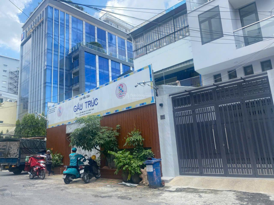 Bán nhà hẻm 12m 236 Điện Biên Phủ P17, Bình Thạnh DT: 4,4m x 23m 4 tầng ...