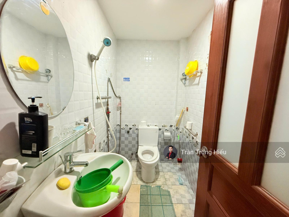 Bán nhà sẵn kết cấu 2 tầng - chỉ 75tr/m hẻm 6m, ngang 6.5 - Đường Lò Lu ...