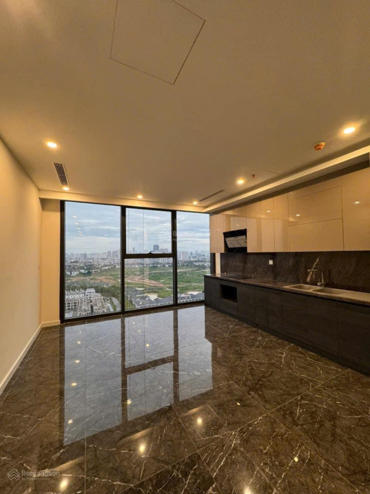 Bán căn góc 3PN+1: 160m2 view công viên Ciputra. Nội thất cơ bản. Tầng ...