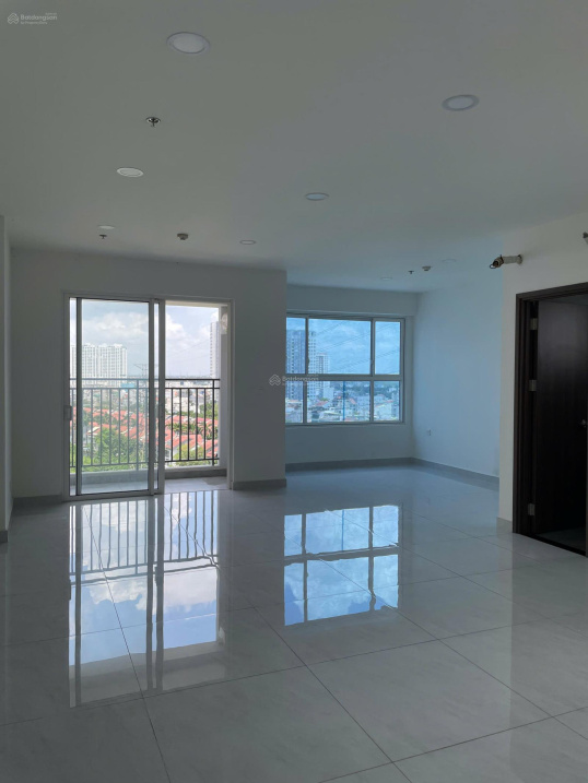 Bán CC Sunrise Riverside 2PN 1WC view đẹp, 50m2 NTCB giá 3,5 tỷ. LH ...