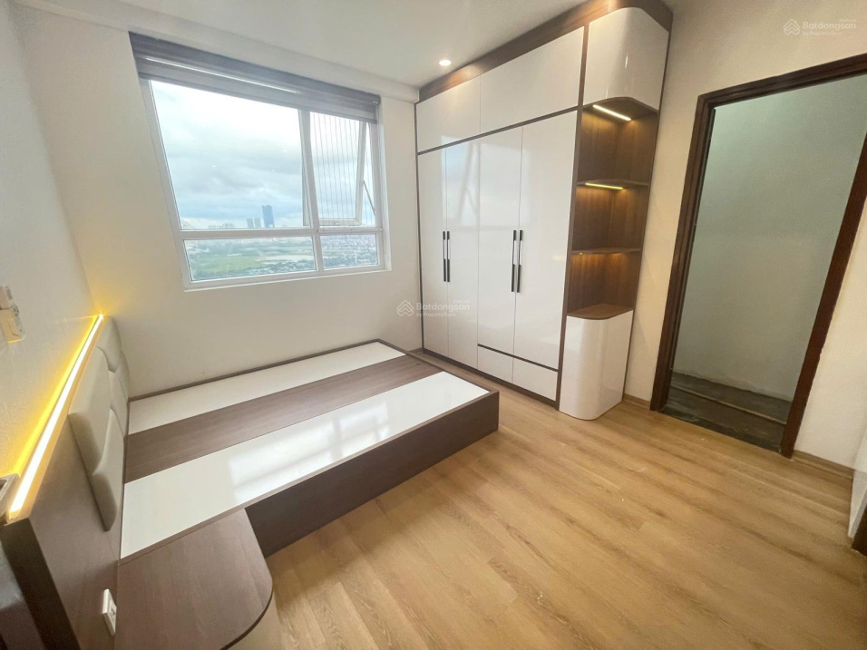 Chính chủ bán gấp căn hộ 90m2 gồm 3 ngủ 2wc Full NT như hình tòa Dream ...