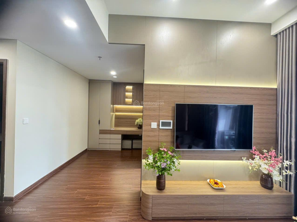 Chính chủ bán 02 căn 1 + 43m2 view thoáng mát đẹp full đồ H1 và M1