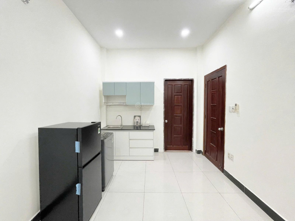 Phòng ngủ 45m tách bếp Thang Máy Full nội thất Cộng Hòa ngay ETown Tân Bình