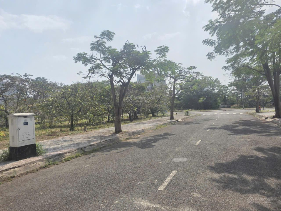 Lô tốt nhất khu Topia Khang Điền, Phú Hữu, Quận 9 DT 6x25 giá 59 triệu