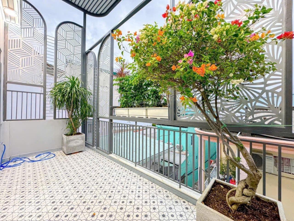 CHỦ NGỘP GIẢM SÂU 400TR CÒN 7.99 TỶ NHÀ PHỐ HIỆN ĐẠI TRẦN XUÂN SOẠN, P ...