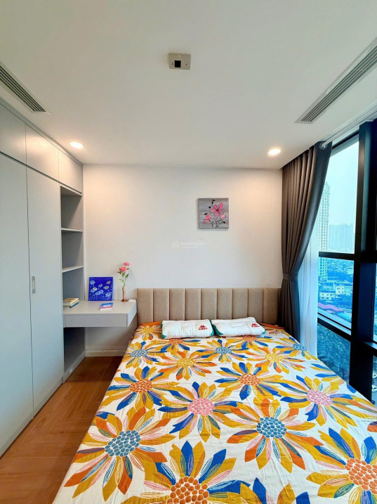 Bóc Tem Studio 10tr ( cơ bản ) , full đồ 13tr . 2n2vs (15tr) ở ngay ...