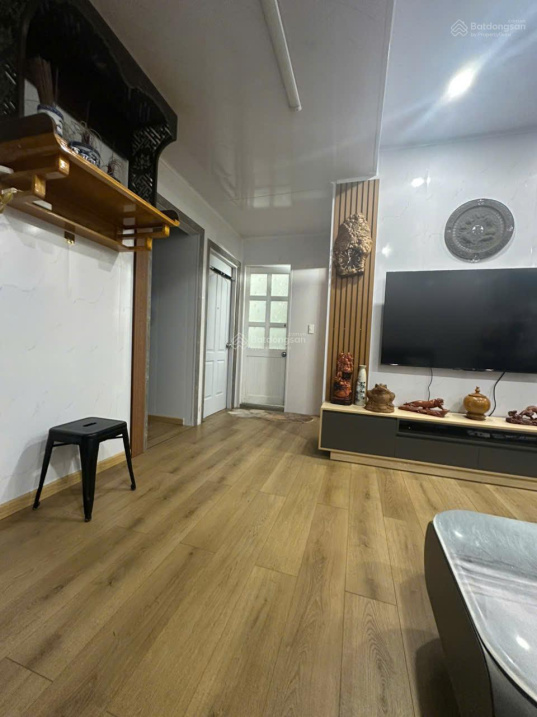 BÁN CĂN HỘ CHUNG CƯ C2 3PN+2WC. GIÁ 2T670